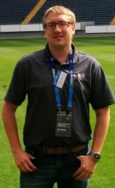 Christopher Bross - Institute of Multiscale Simulation of Particulate Systems